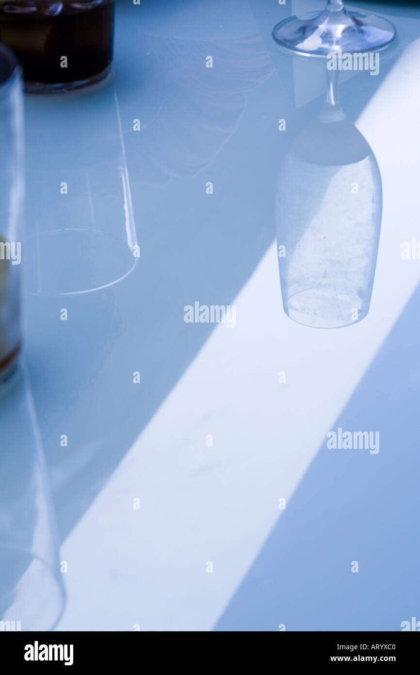 Colourful drink glass reflections hi-res stock photography and images ...