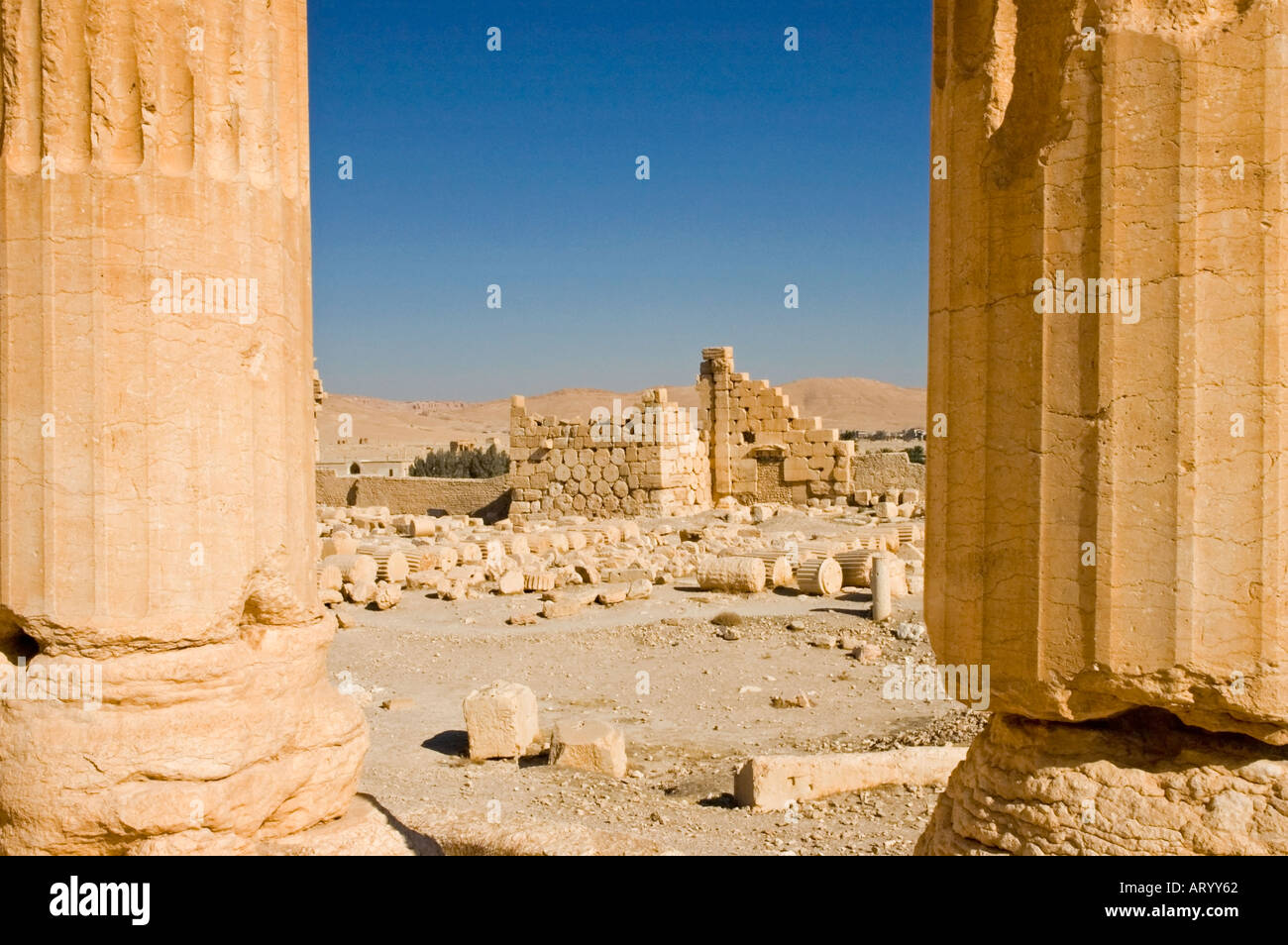 Doric architecture great temple hi-res stock photography and images - Alamy