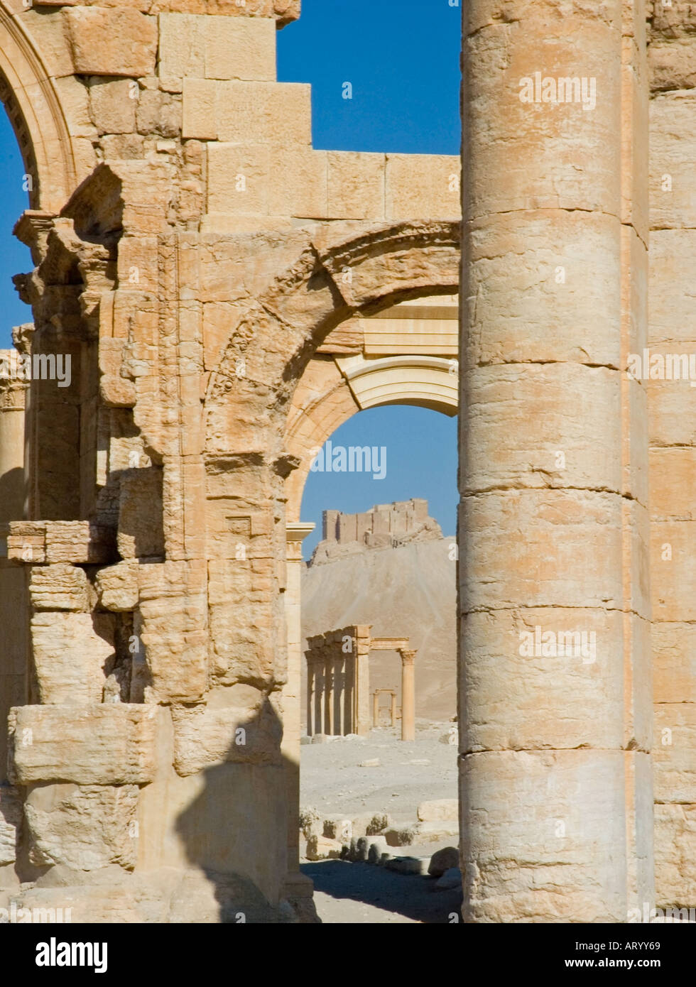 Triumphal Monumental Arch amongst the Ruins of ancient Tadmor, Palmyra ...