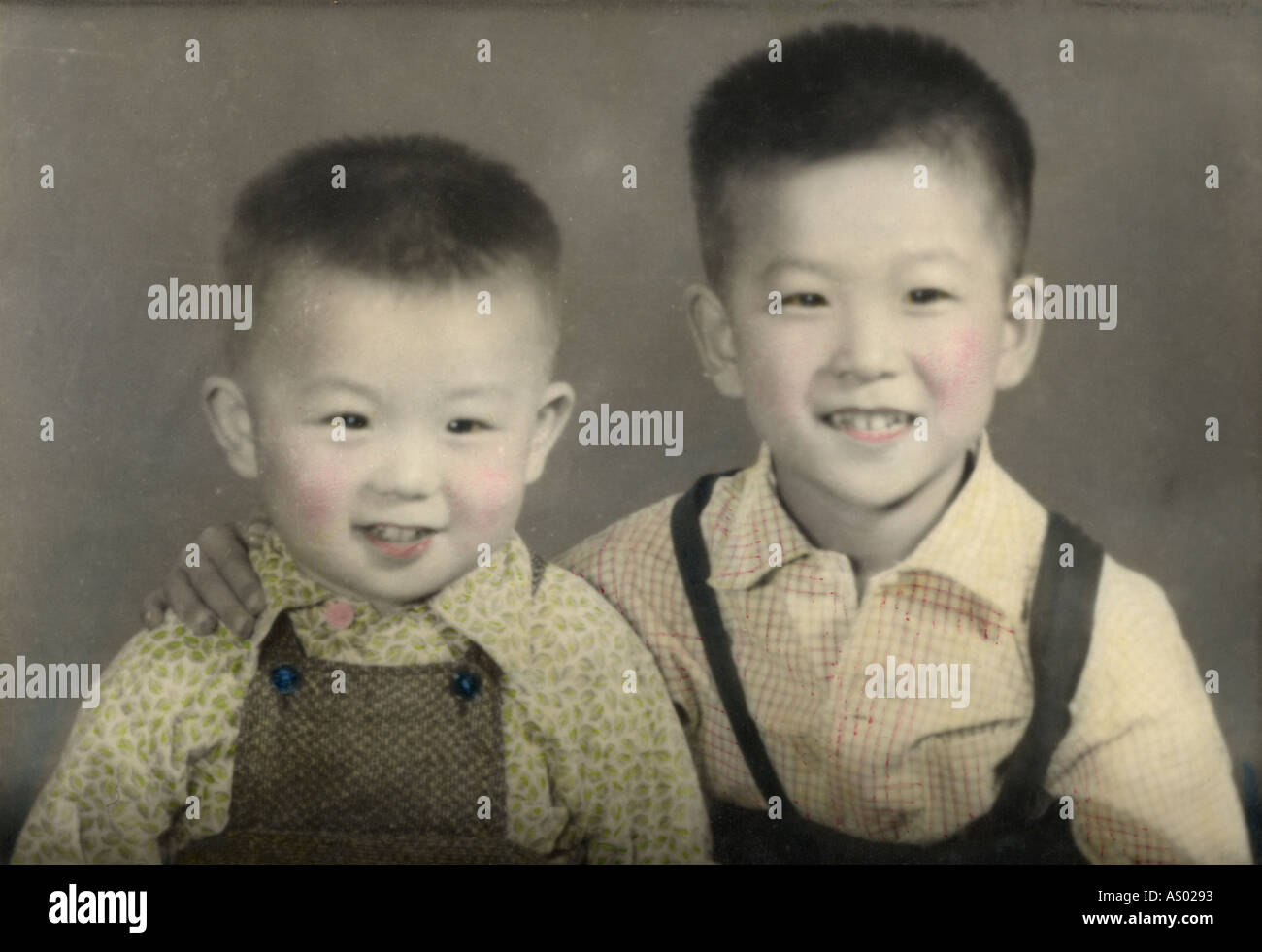 Portrait of two brothers Stock Photo - Alamy