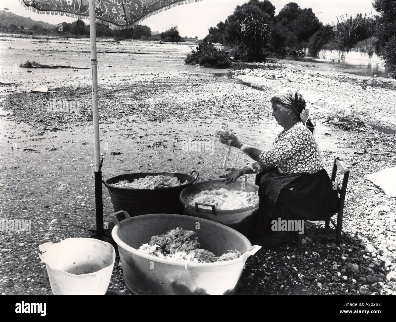 Traditional washing methods hi-res stock photography and images - Alamy