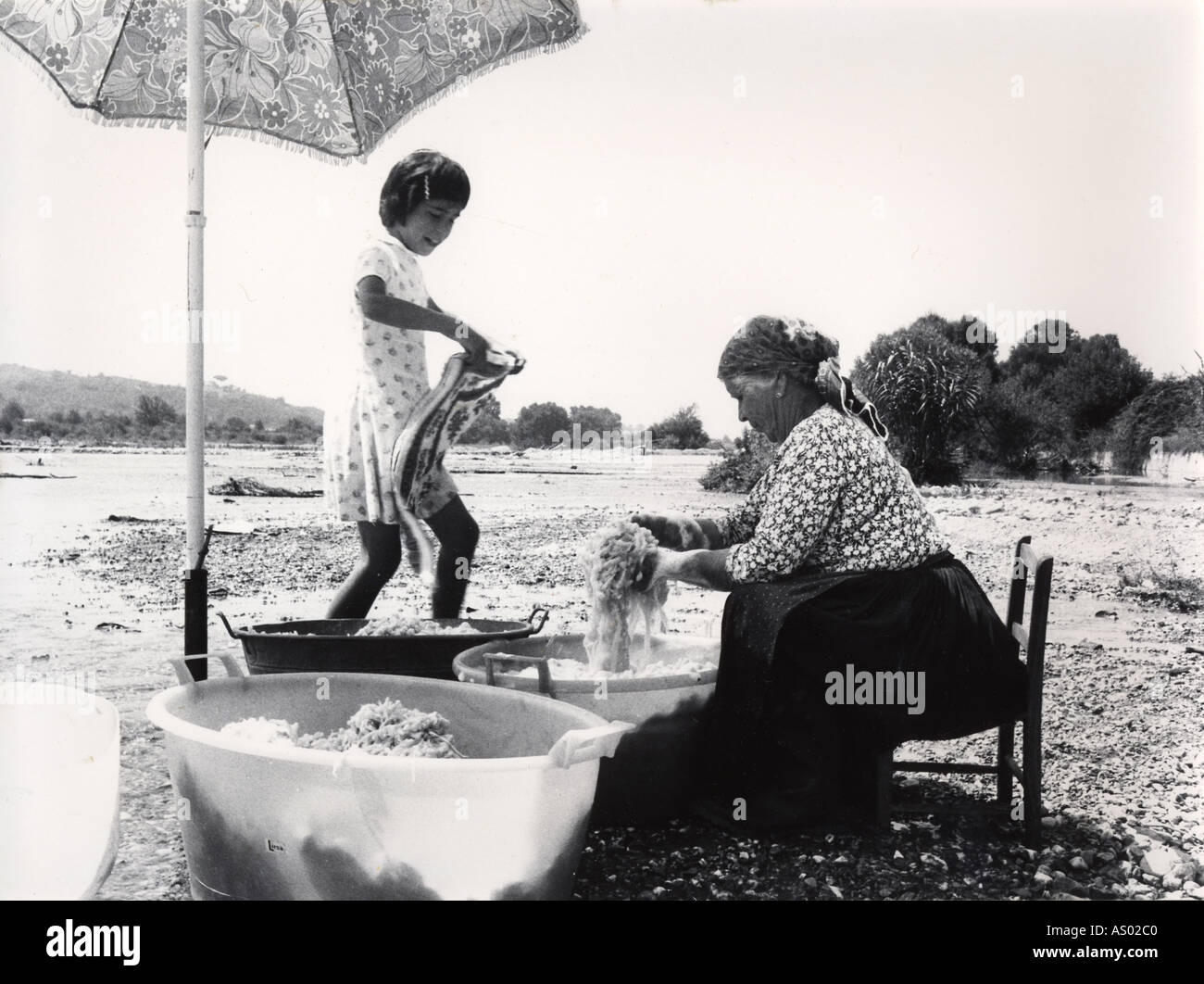 Wool cleaning process Stock Photo - Alamy