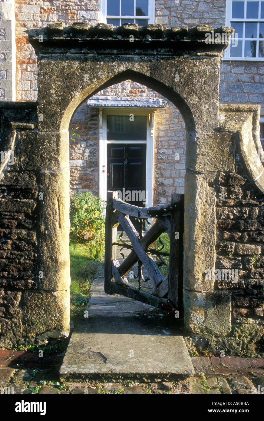 Arch archway gate gateway hi-res stock photography and images - Alamy