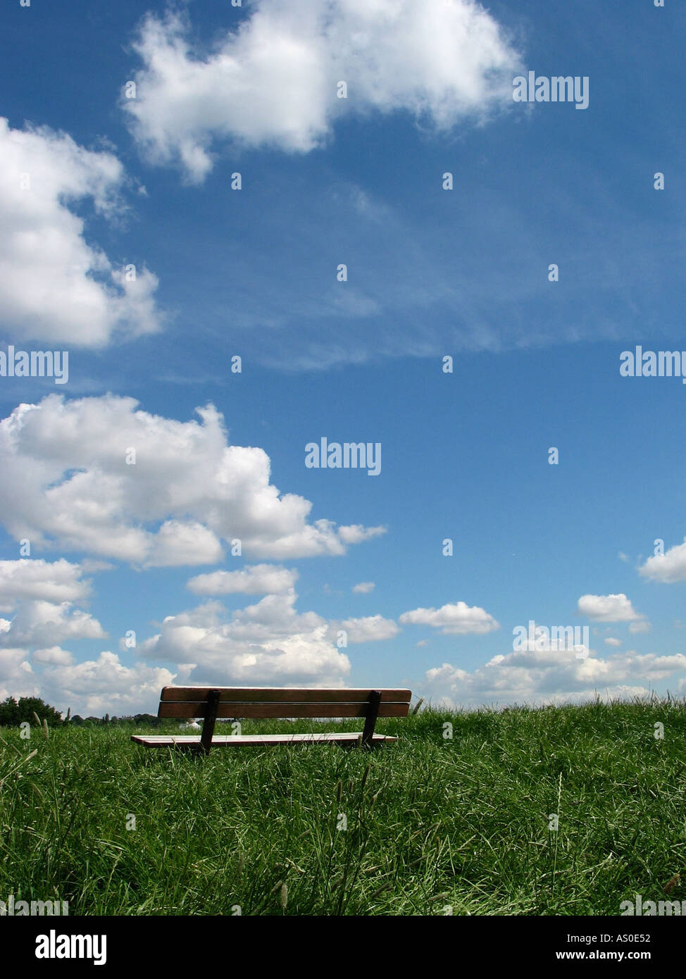 Parliament hill view bench hi-res stock photography and images - Alamy