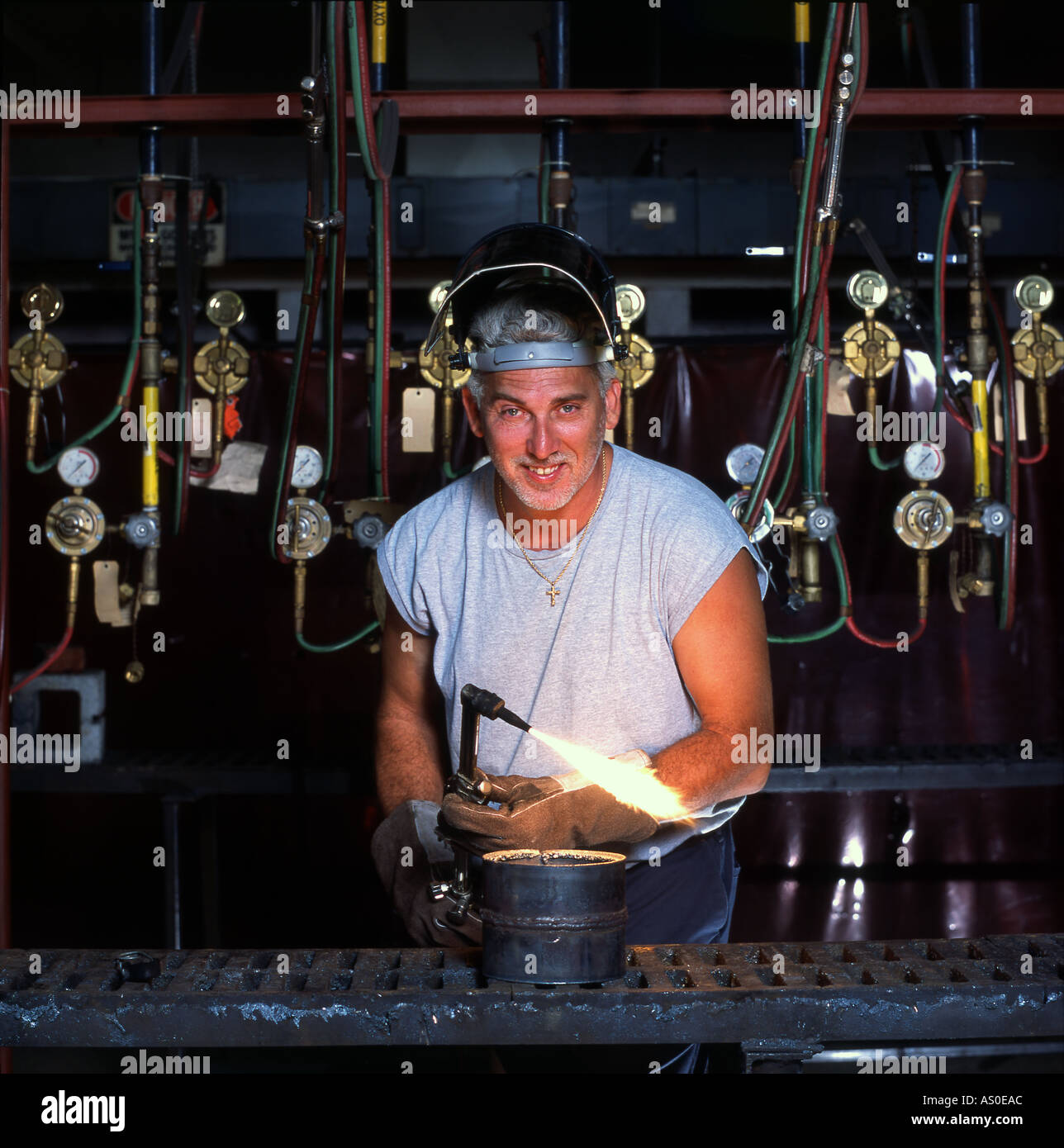 The weld arms hi-res stock photography and images - Alamy