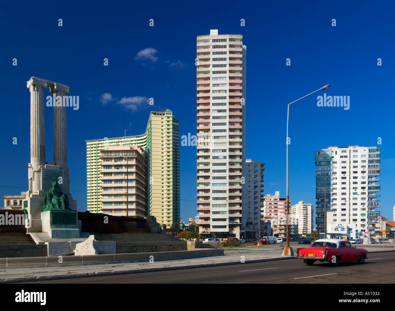 Edificio focsa hi-res stock photography and images - Alamy