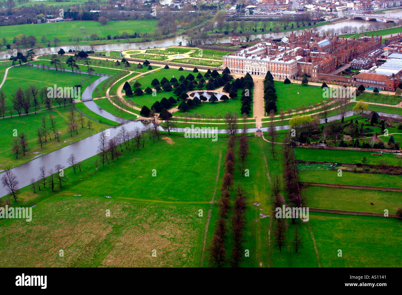 Aerial view of Hampton Court Palace and gardens in Greater London Stock ...