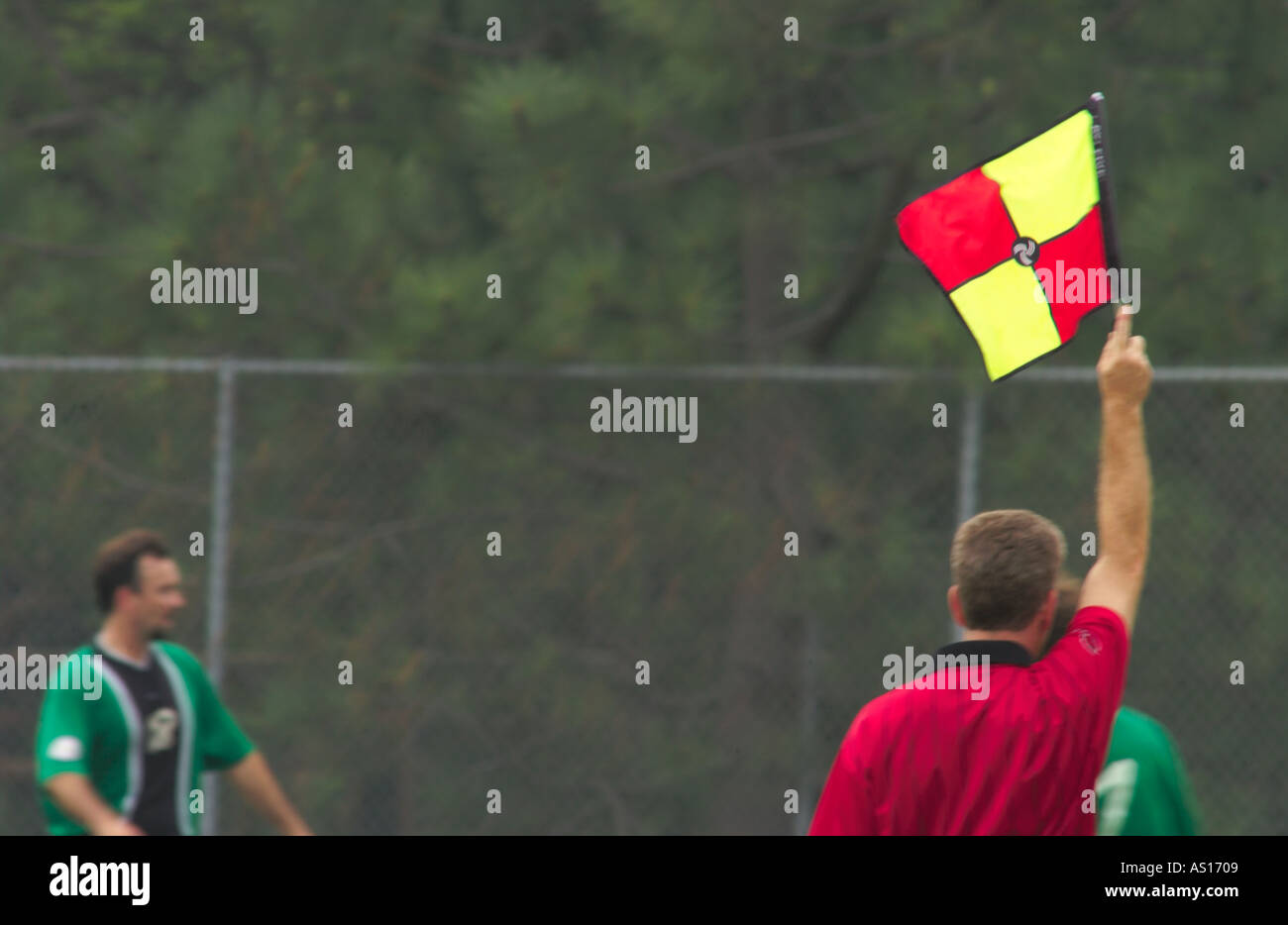 FOOTBALL FUTBOL SOCCER REFEREE FLAG Stock Photo - Alamy