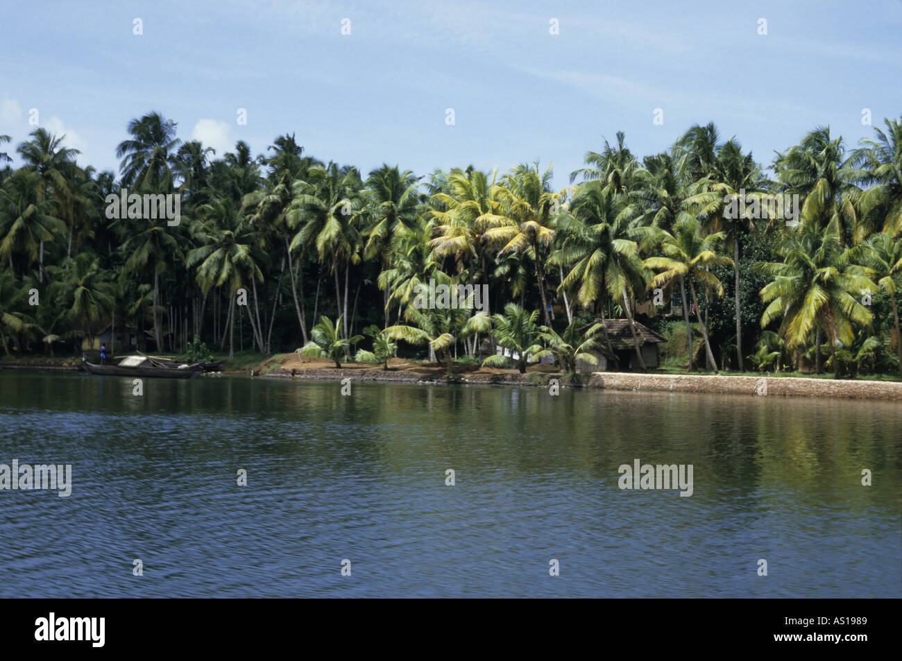 India Kerala State Quilon Village On The Backwaters Stock Photo - Alamy