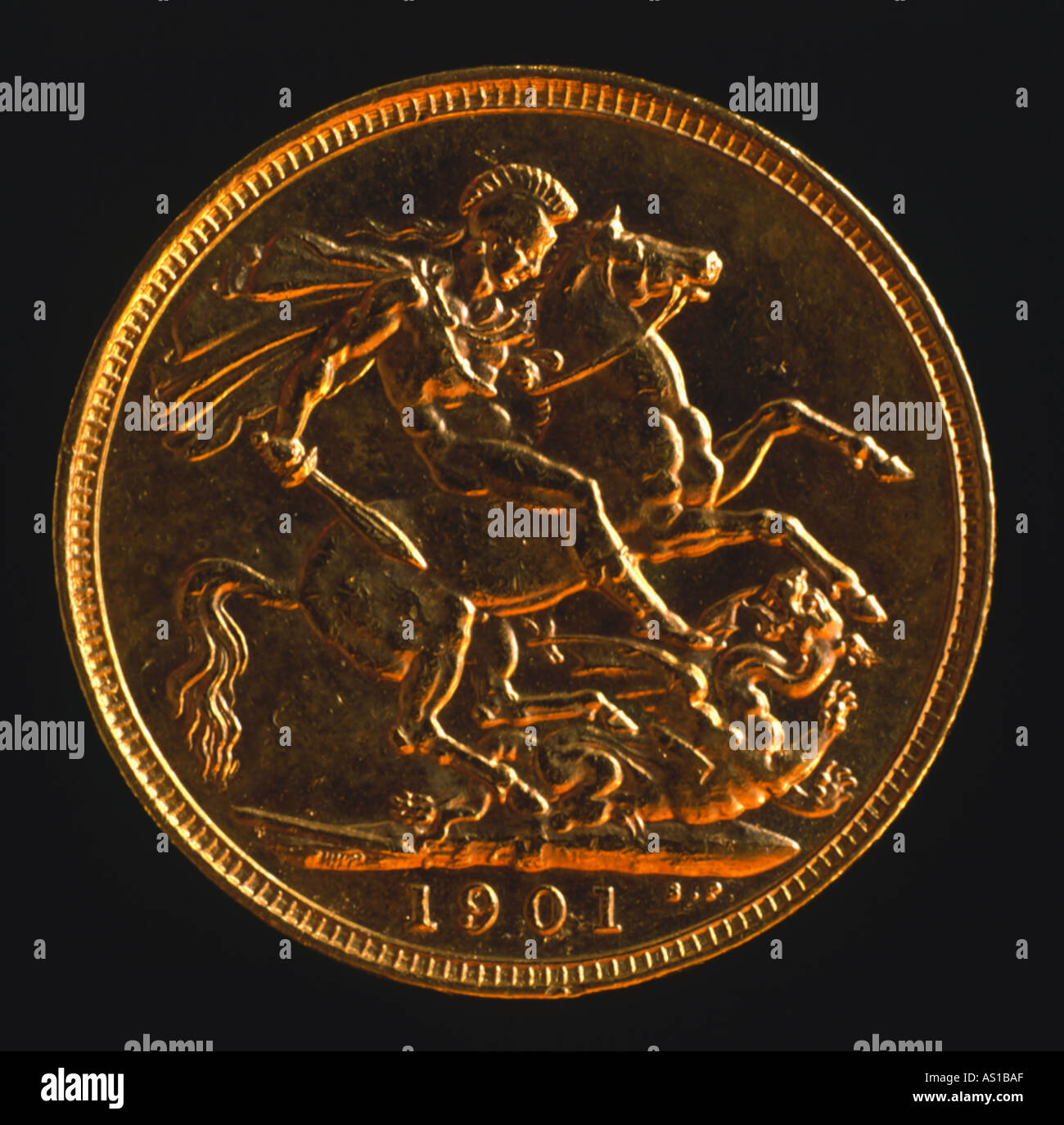 Gold sovereign coin hi-res stock photography and images - Alamy