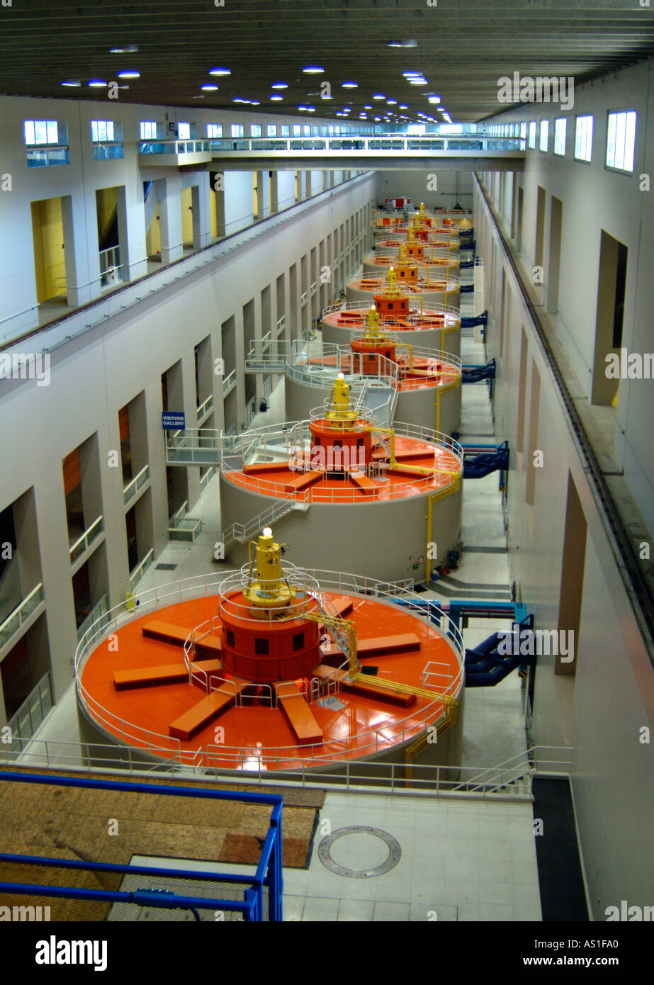 Hydroelectric Dam Turbine