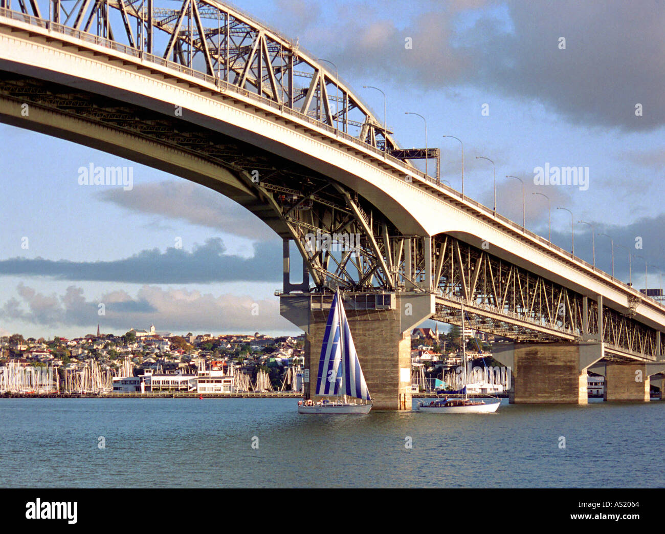 Auckland Harbour Bridge New Zealand Stock Photo - Alamy