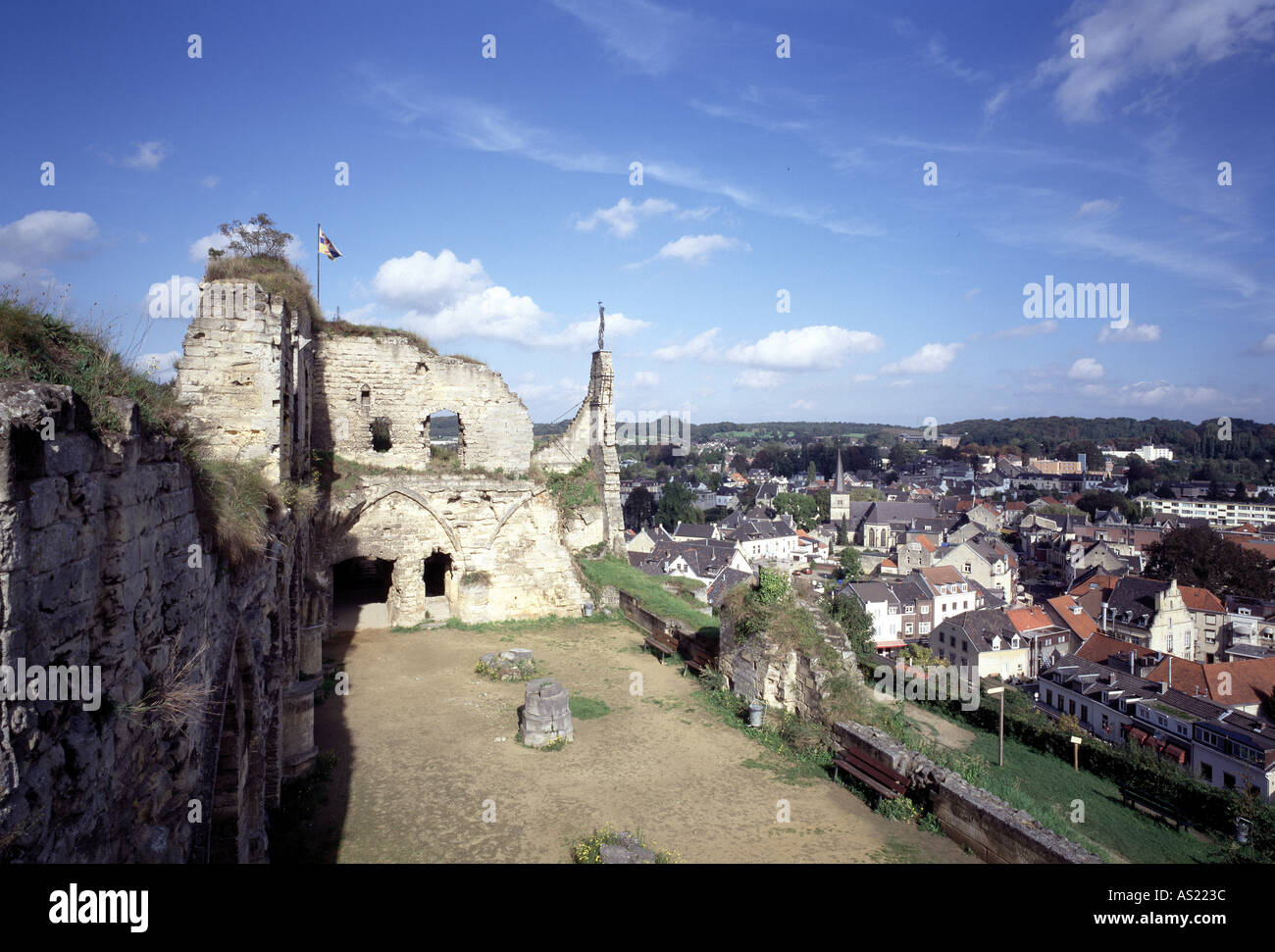 Old valkenburg castle hi-res stock photography and images - Alamy
