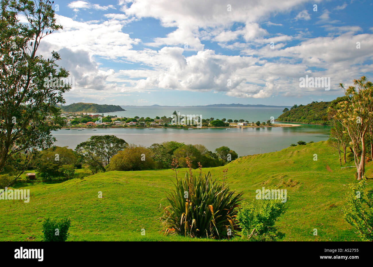 Doubtless bay hi-res stock photography and images - Alamy