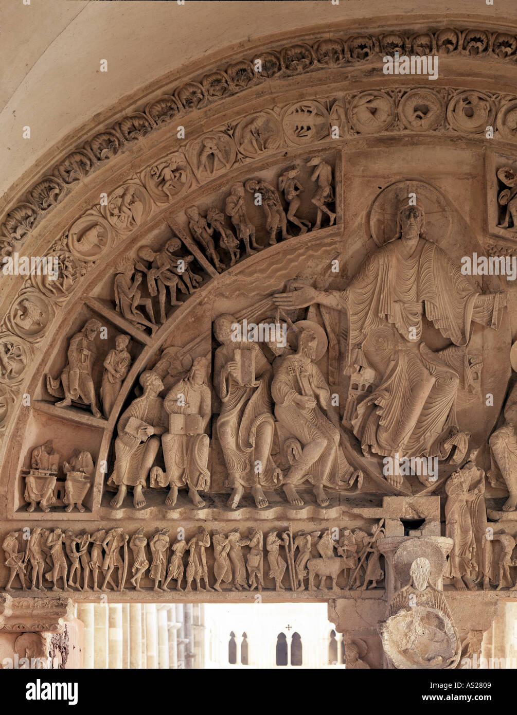 Vezelay, St. Madeleine, Tympanon Stock Photo - Alamy