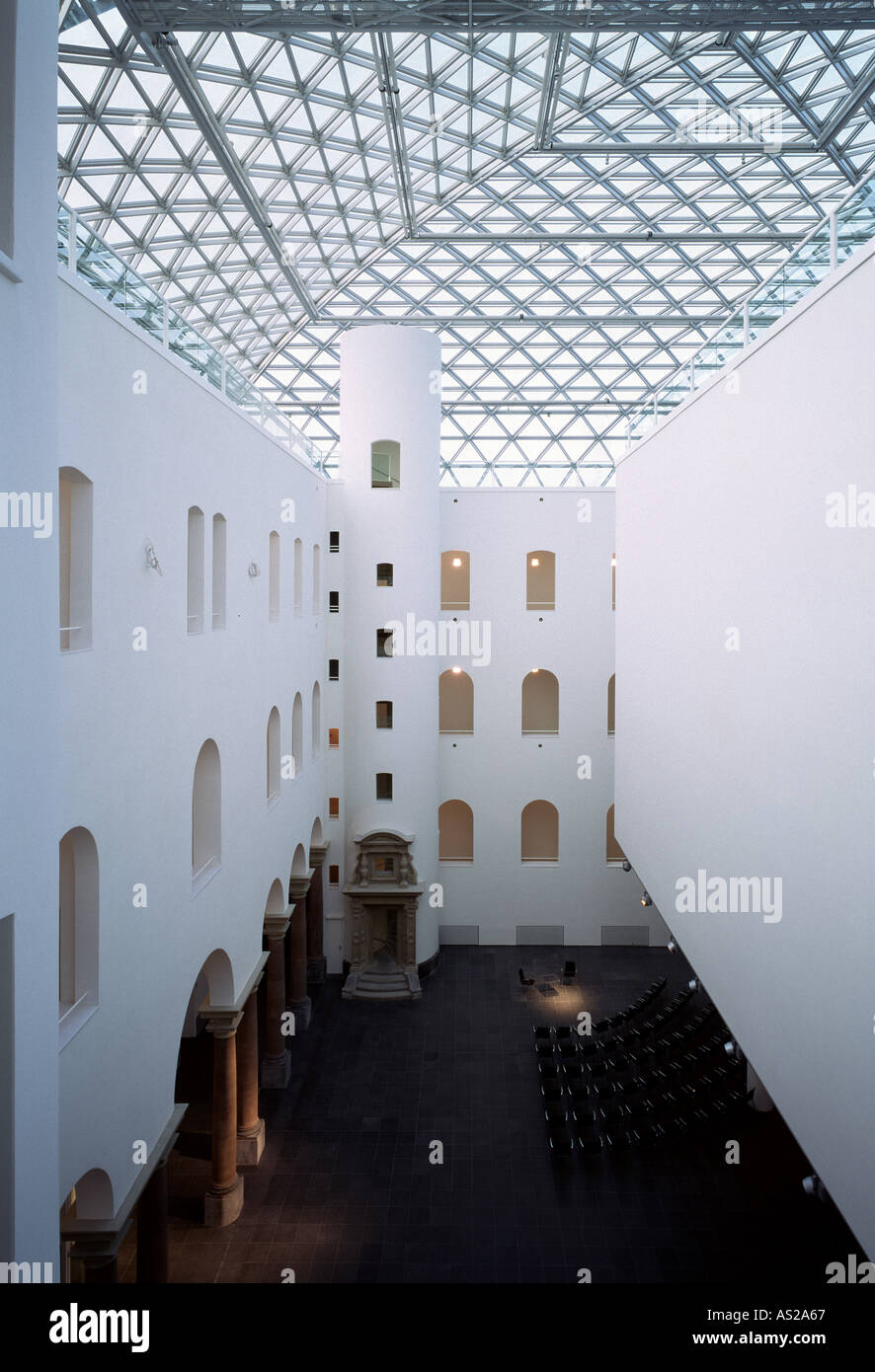 K21 dusseldorf interior hi-res stock photography and images - Alamy