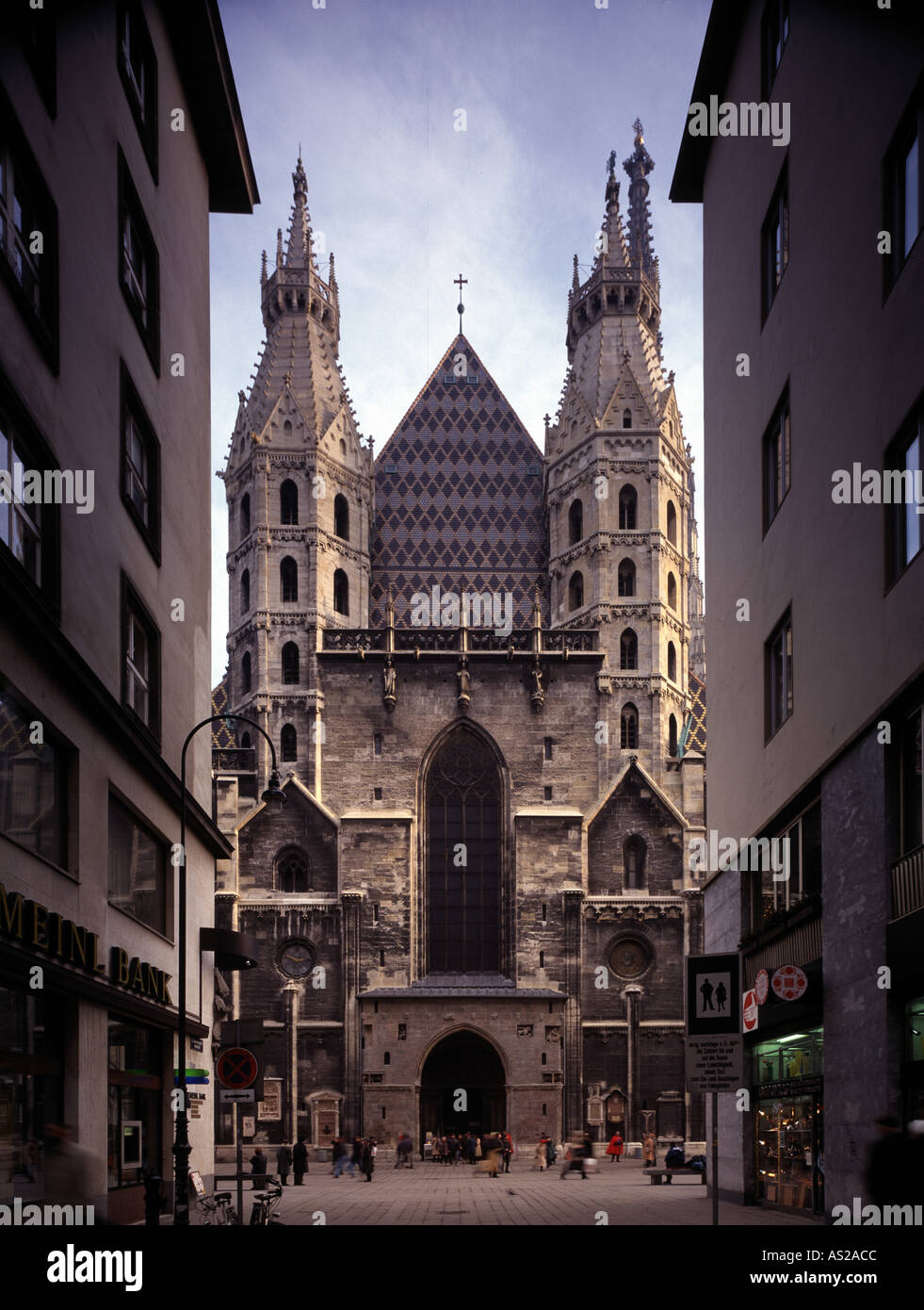 Wien, Stephansdom, Westfassade Stock Photo - Alamy