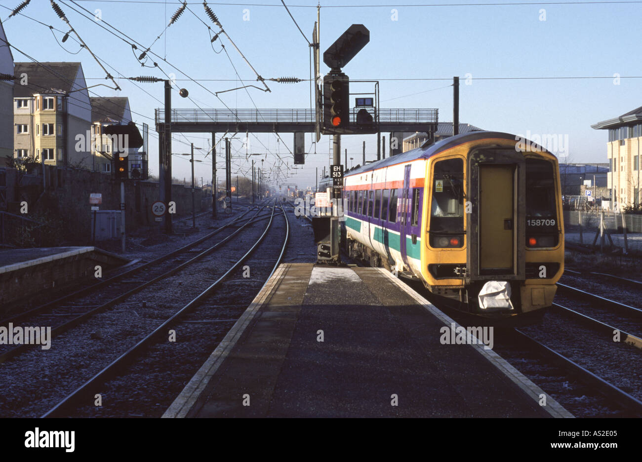 Scotrail train passenger edinburgh hi-res stock photography and images ...