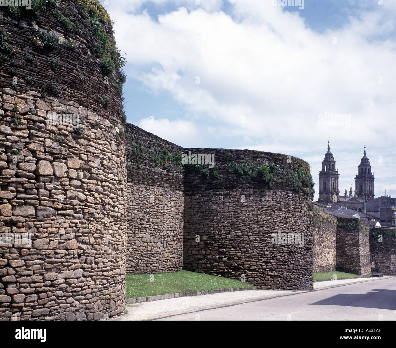 Romische stadtmauer hi-res stock photography and images - Alamy Romische stadtmauer hi-res stock photography and images - Alamy