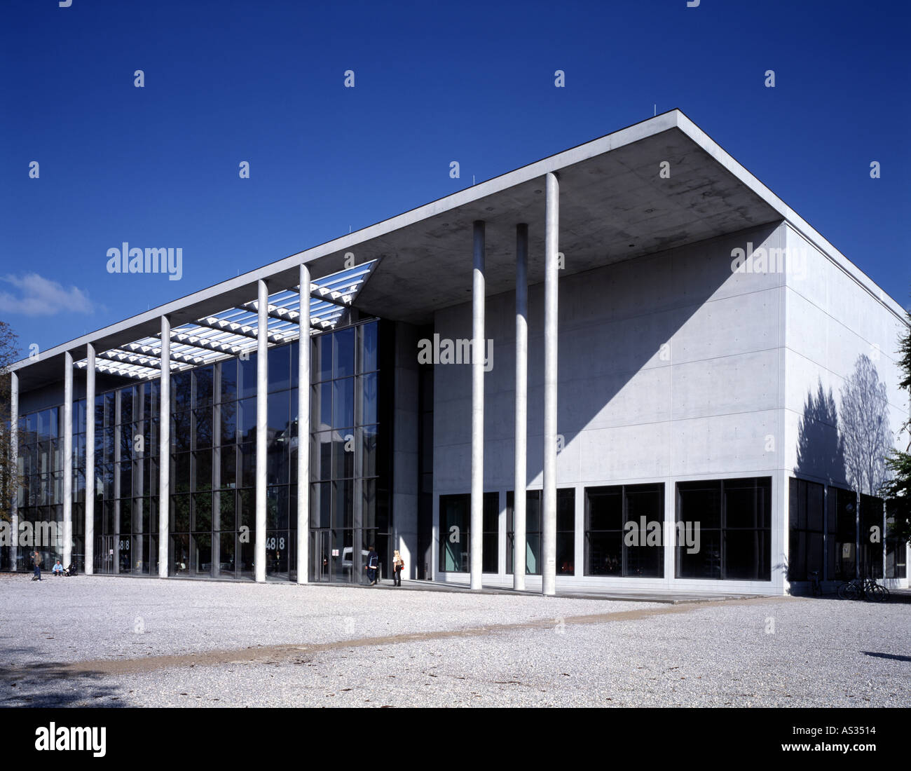 Munchen pinakothek der moderne hi-res stock photography and images - Alamy