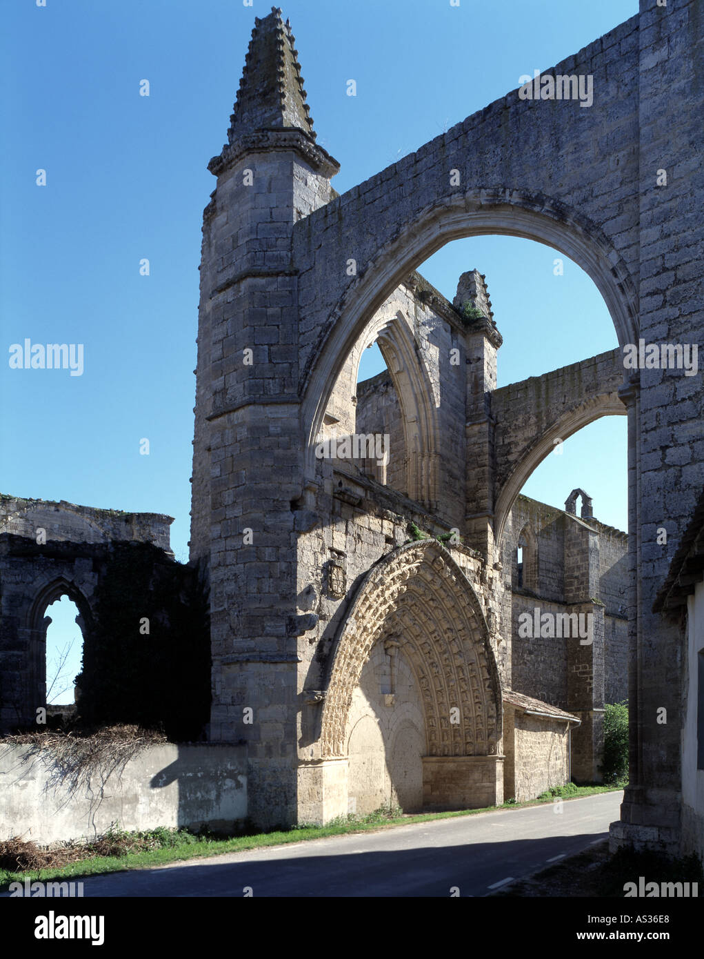 Castrojeriz castle hi-res stock photography and images - Alamy