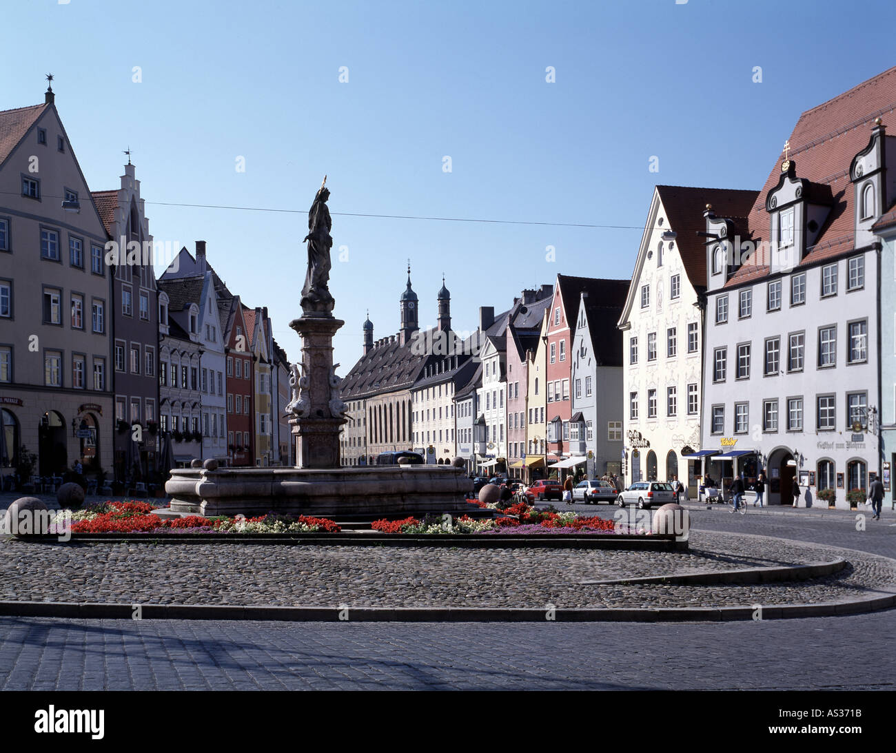 Landsberg/Lech, Hauptplatz mit Marienbrunnen, Stadtbild Stock Photo - Alamy
