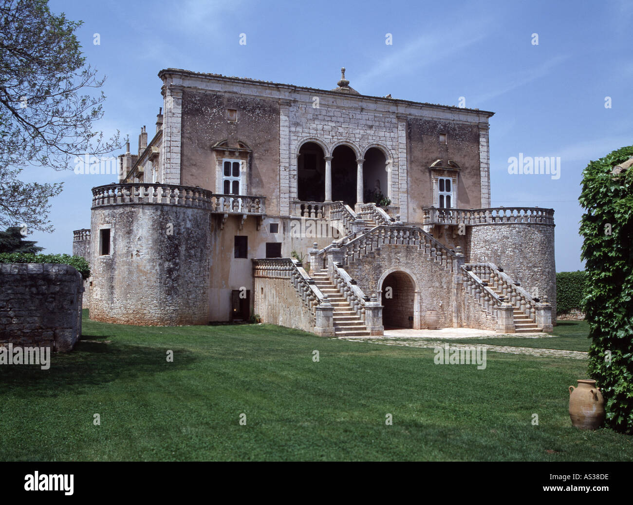 Puglia conversano castle hi-res stock photography and images - Alamy