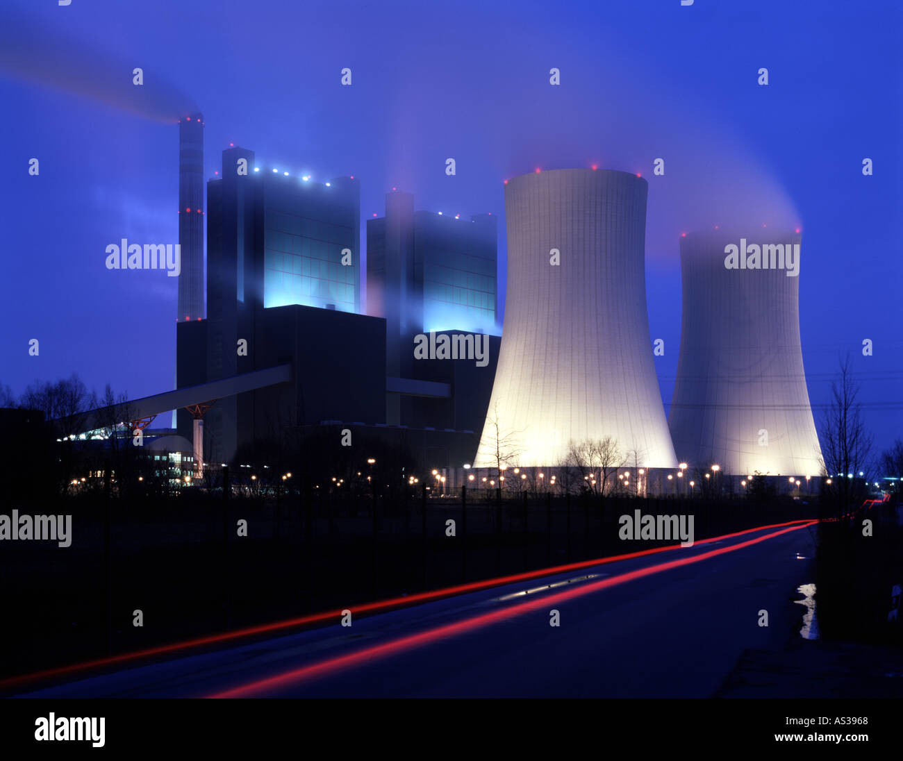 Kraftwerk schkopau hi-res stock photography and images - Alamy