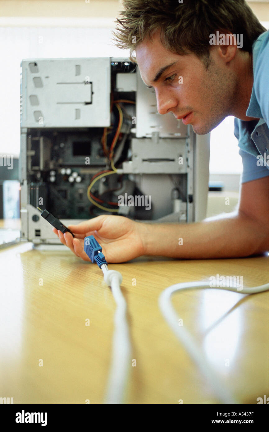 Broken structures hi-res stock photography and images - Alamy