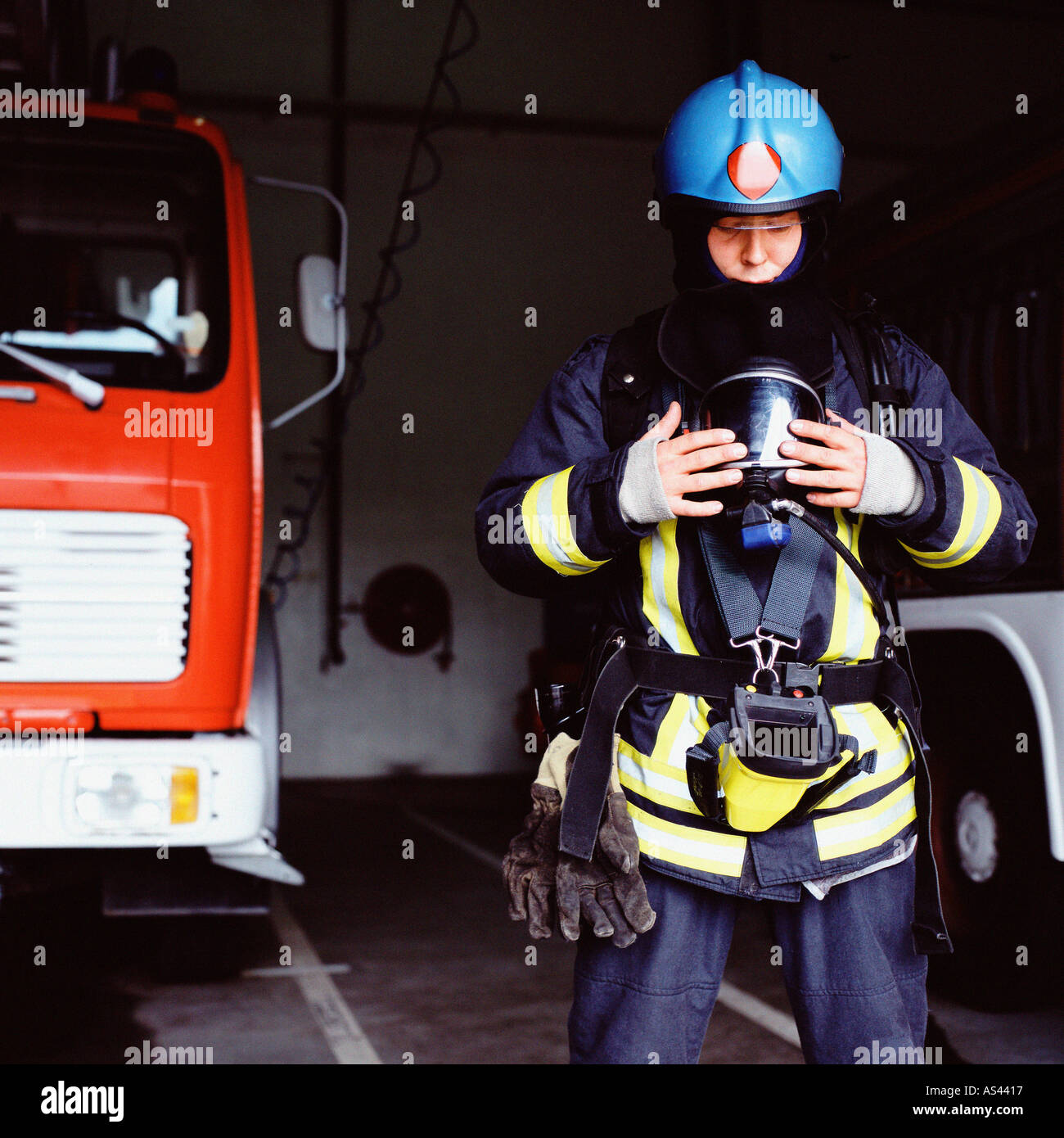 Ready to leave hi-res stock photography and images - Alamy