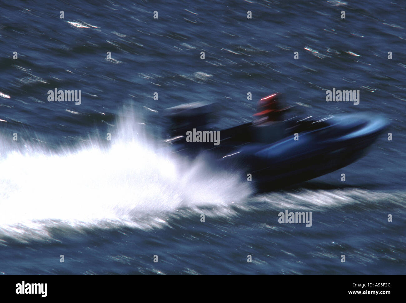 Speedboat racer hi-res stock photography and images - Alamy