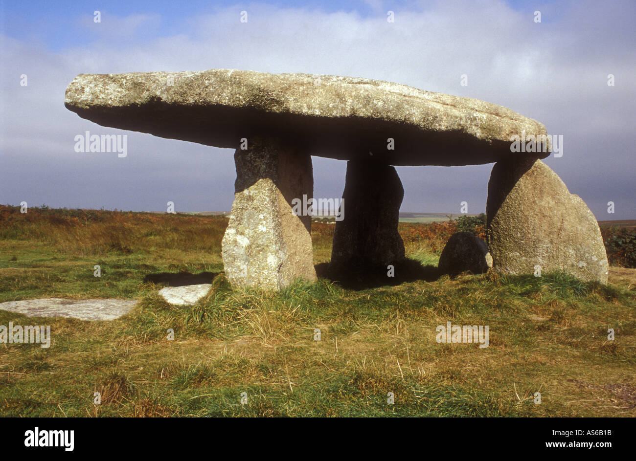 Giants quoit hi-res stock photography and images - Alamy