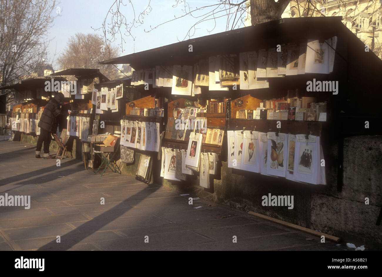 Les Bouquinistes, Paris, France - bookstalls along the Seine Stock ...