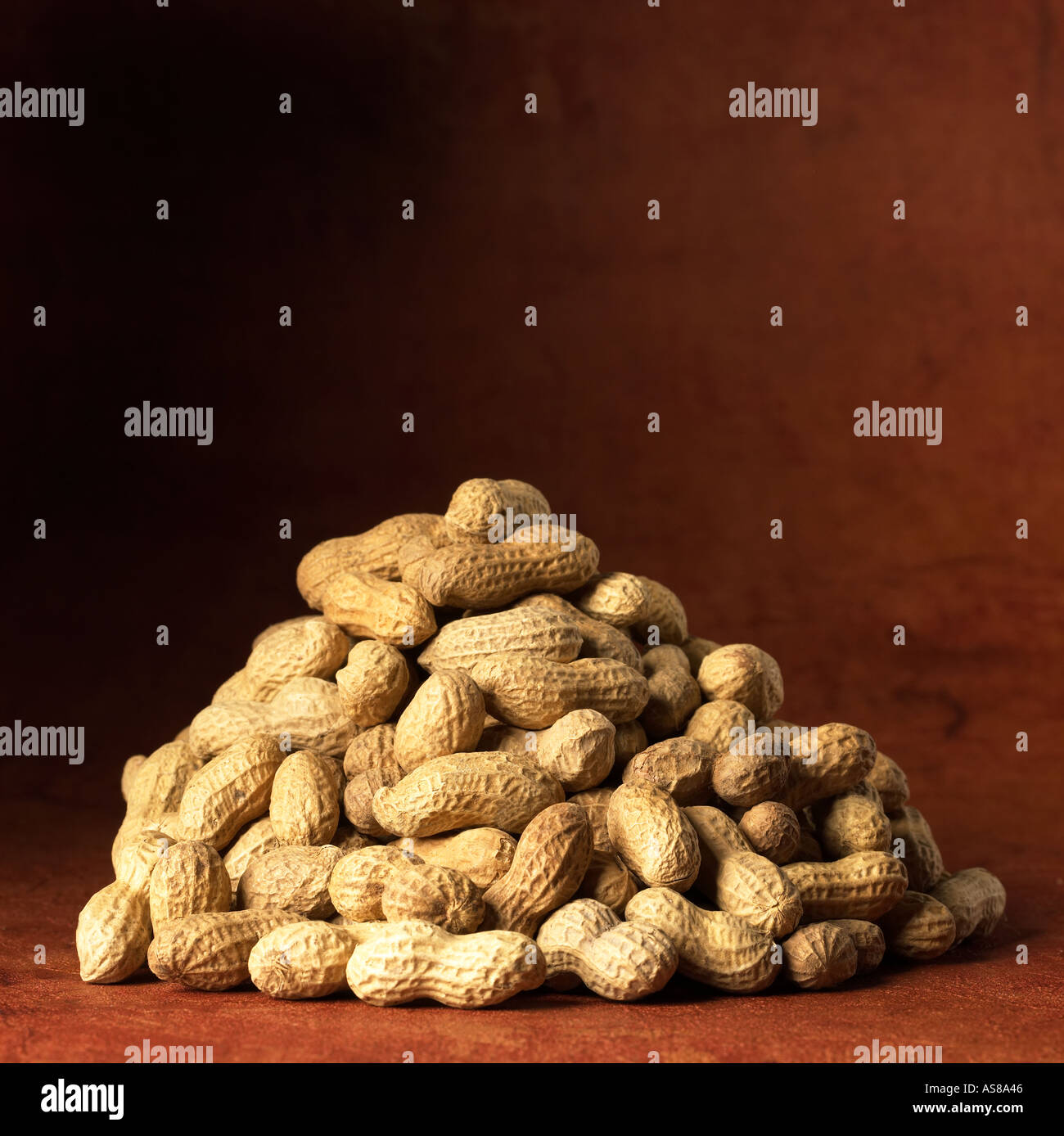 The peanuts hi-res stock photography and images - Alamy