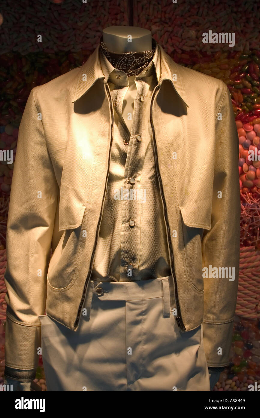 Saks Department Store Fifth Avenue New York City Stock Photo - Alamy