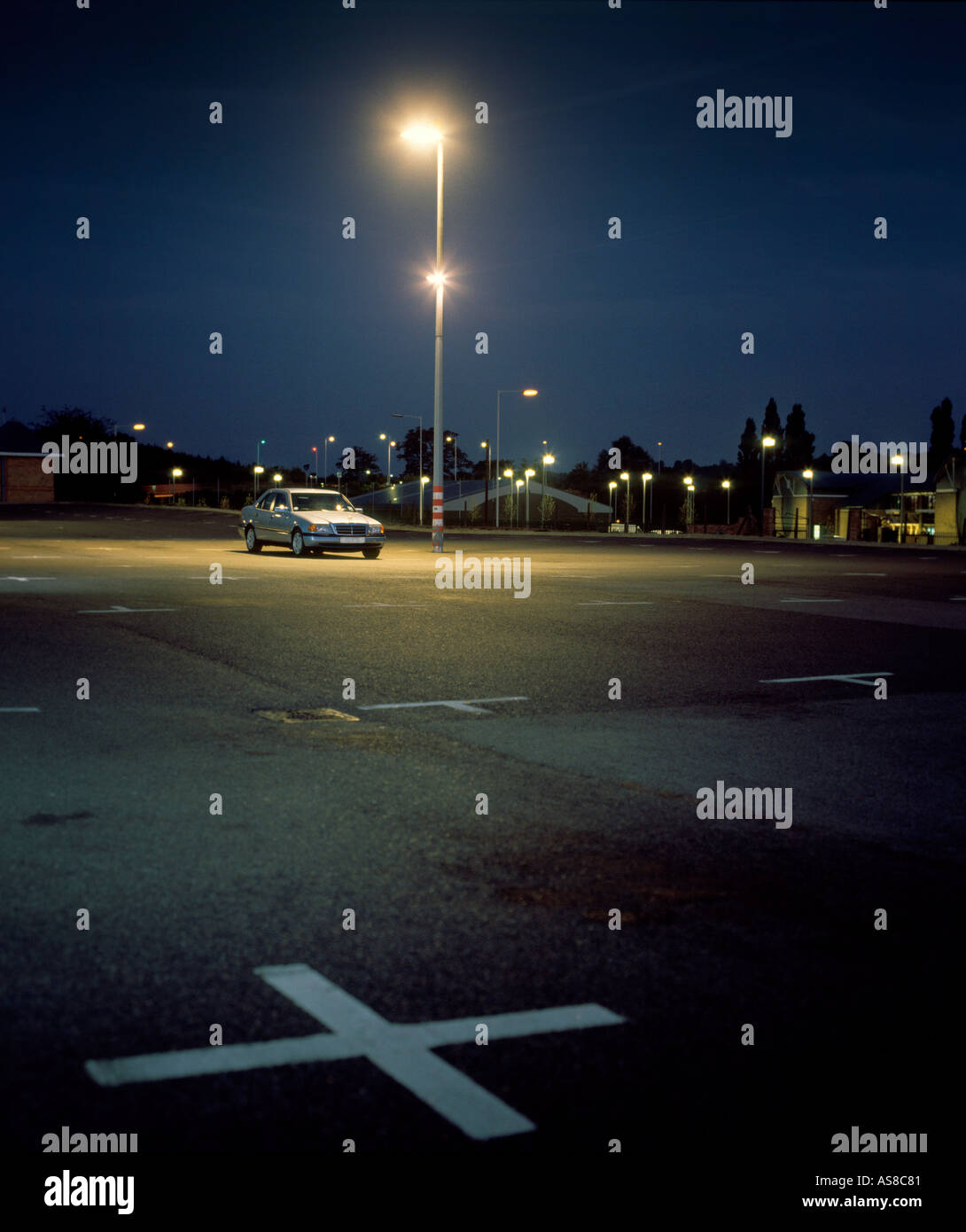 Car park at night hi-res stock photography and images - Alamy