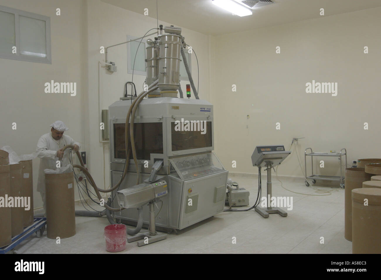 Pharma laboratory corridor hi-res stock photography and images - Alamy