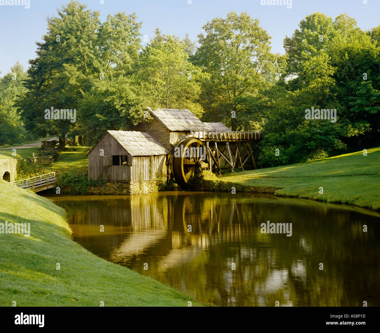 Mabry mill on blue ridge hi-res stock photography and images - Alamy