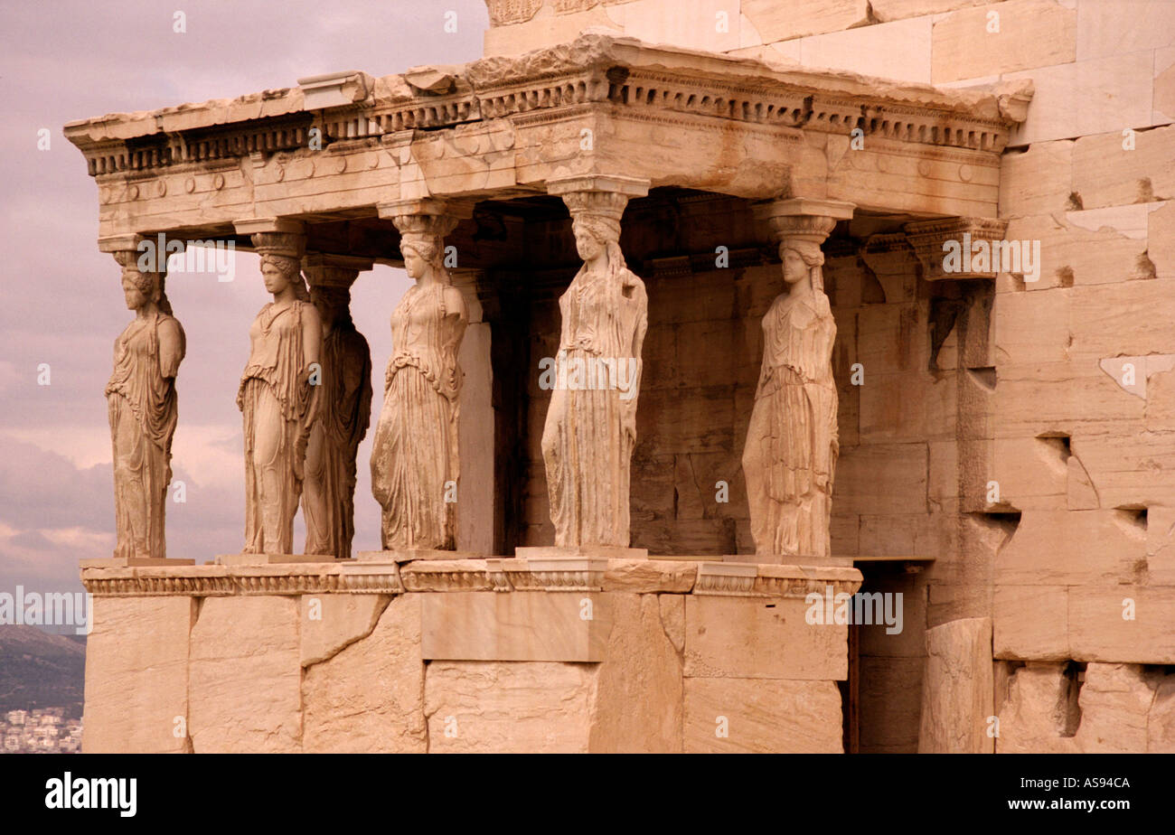 Kariatides hi-res stock photography and images - Alamy