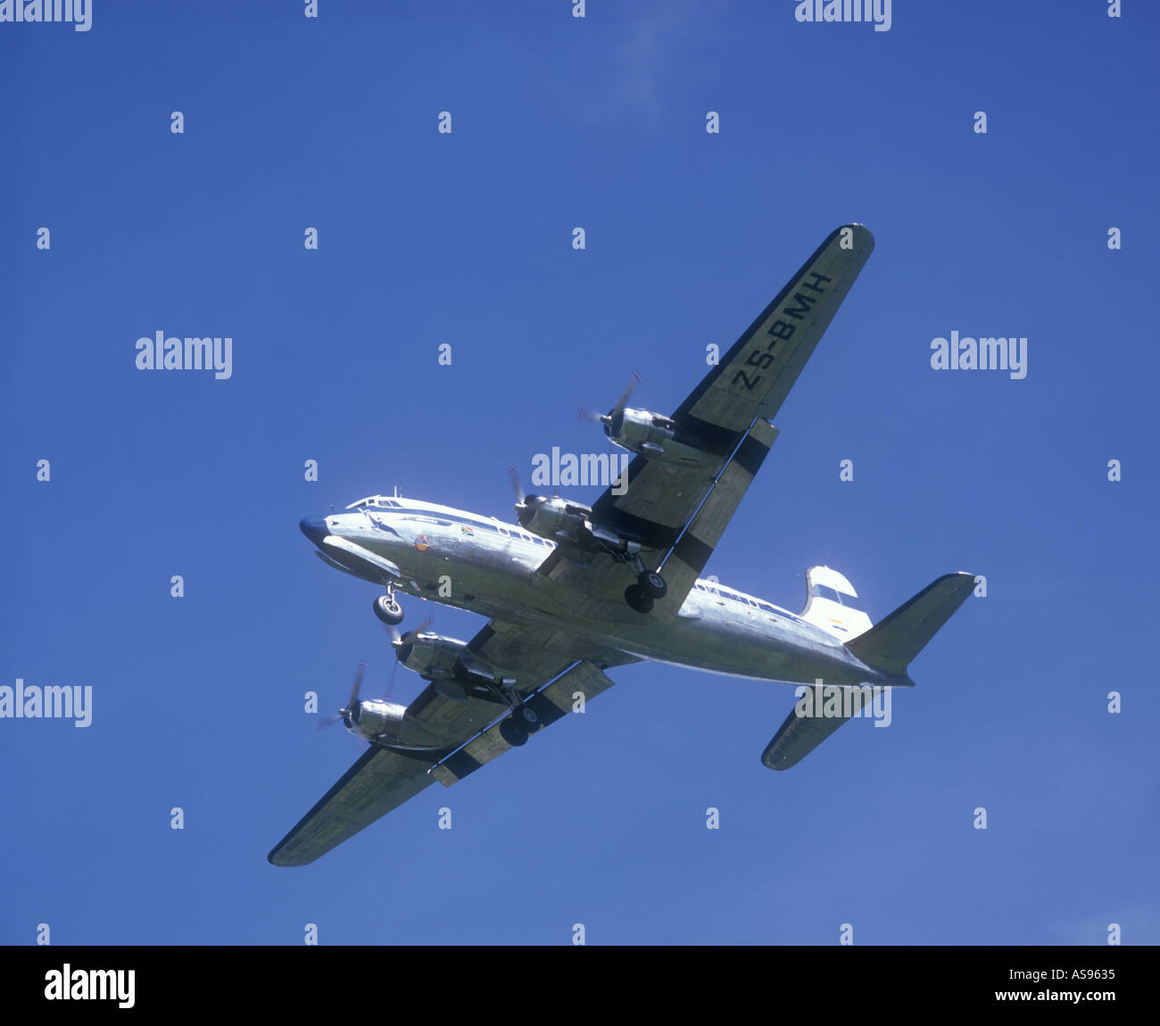 Douglas DC 6 airliner England Stock Photo - Alamy