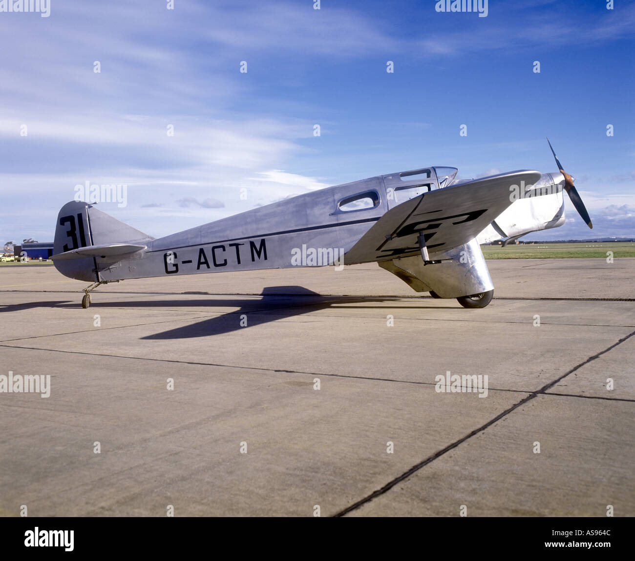 Silver falcon hi-res stock photography and images - Alamy