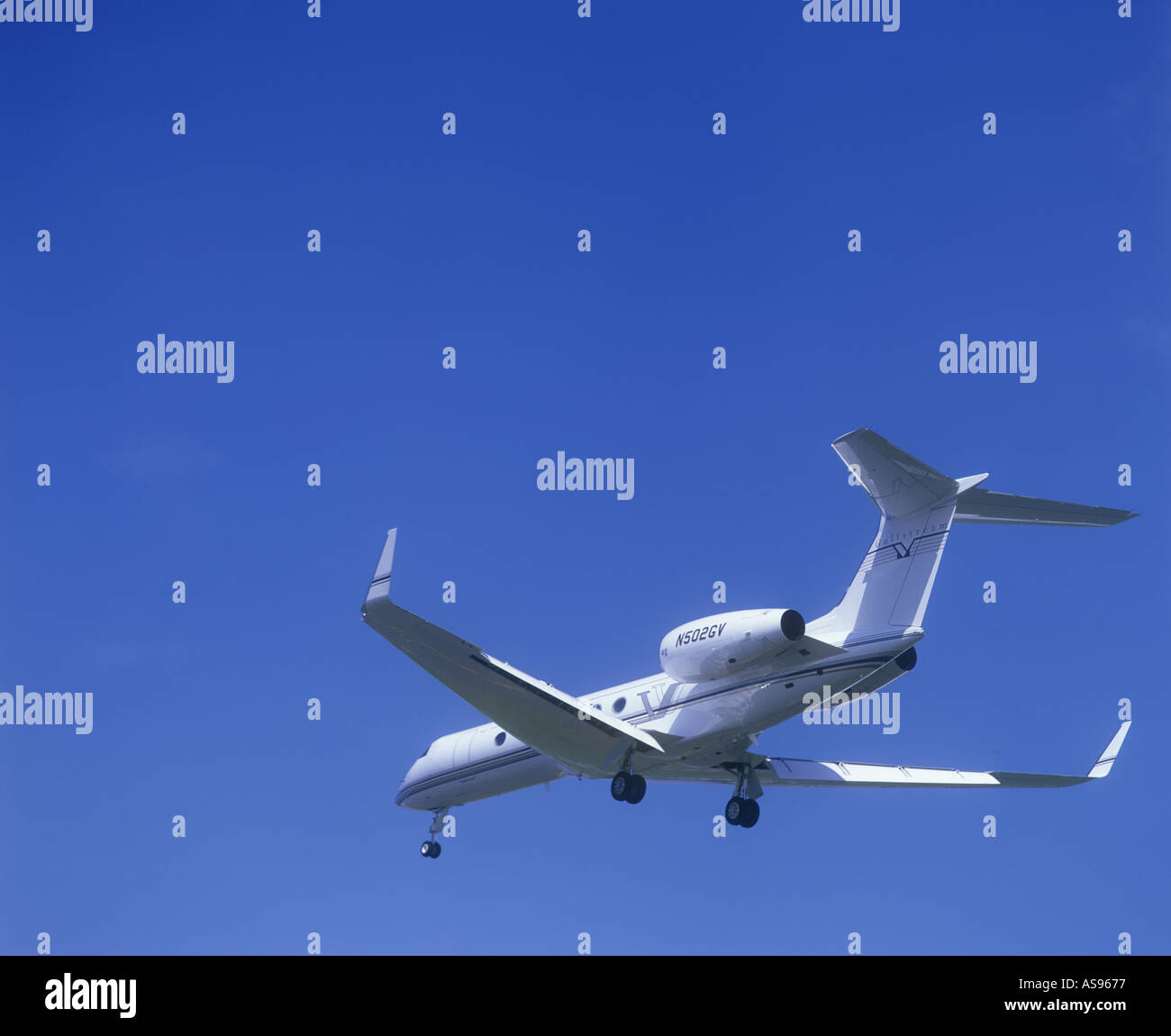 Gulfstream v hi-res stock photography and images - Alamy