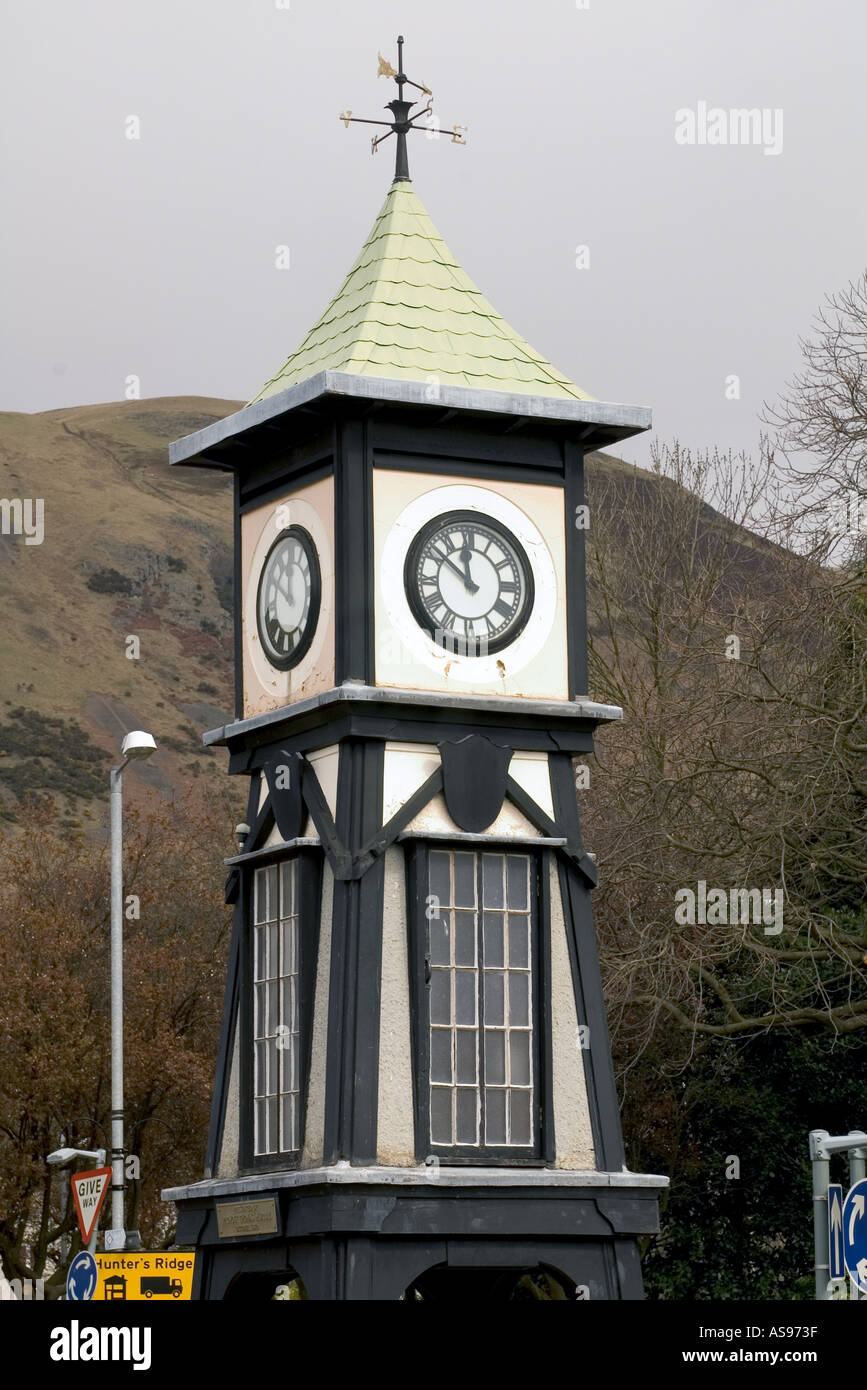 dh TILLICOULTRY CLACKMANNAN Wooden towered town clock in town main ...