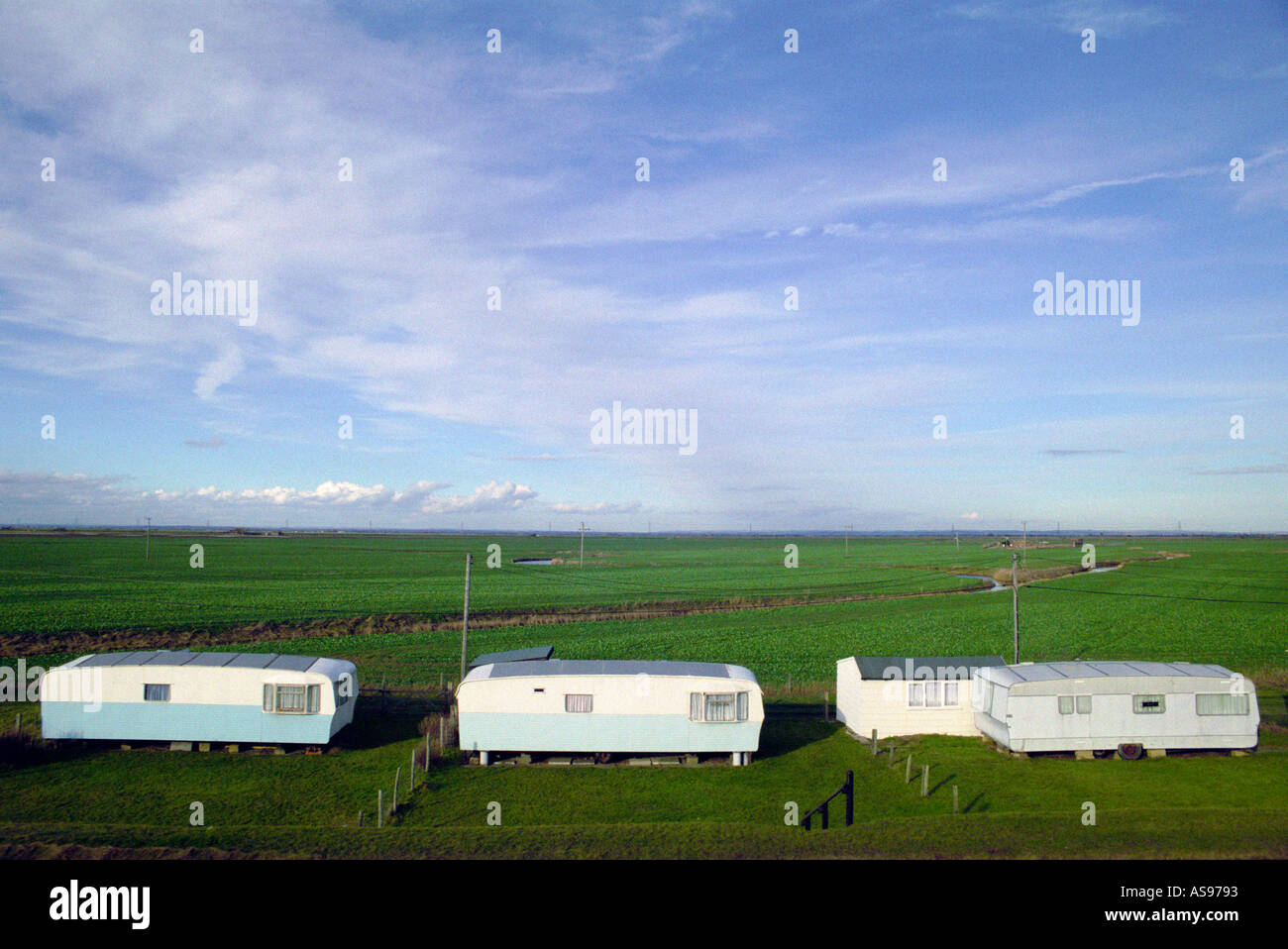Old static caravan hi-res stock photography and images - Alamy