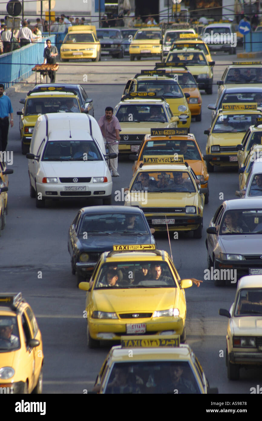 Traffic on one of the main streets in Damascus Stock Photo - Alamy