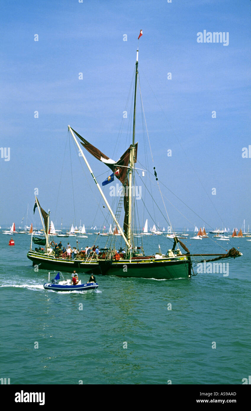 Sailing barge hi-res stock photography and images - Alamy