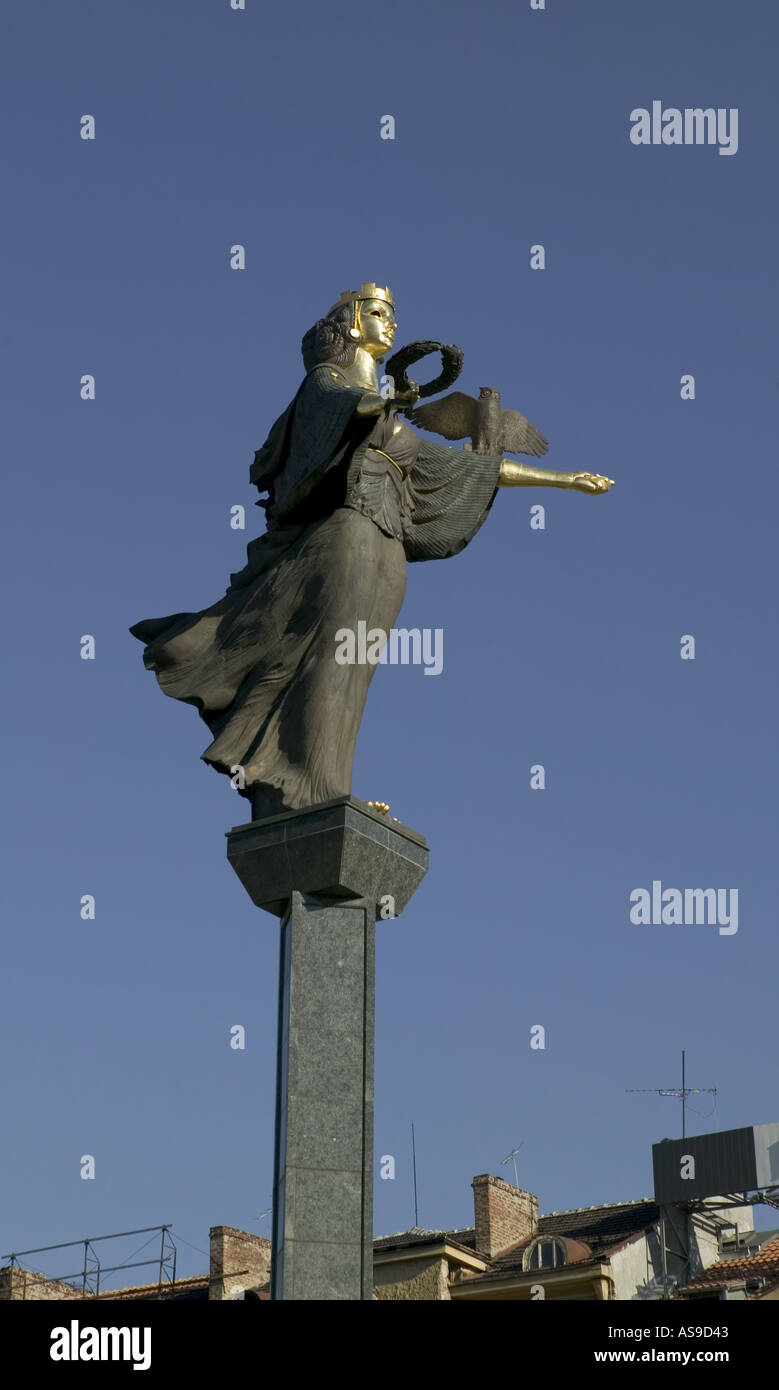 St Sofia Statue Sofia Bulgaria Stock Photo - Alamy