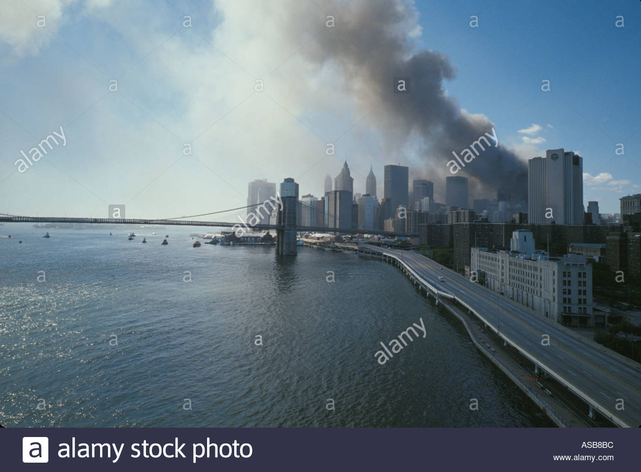 World Trade Center Attack 2001 Airplane Stock Photos & World Trade ...