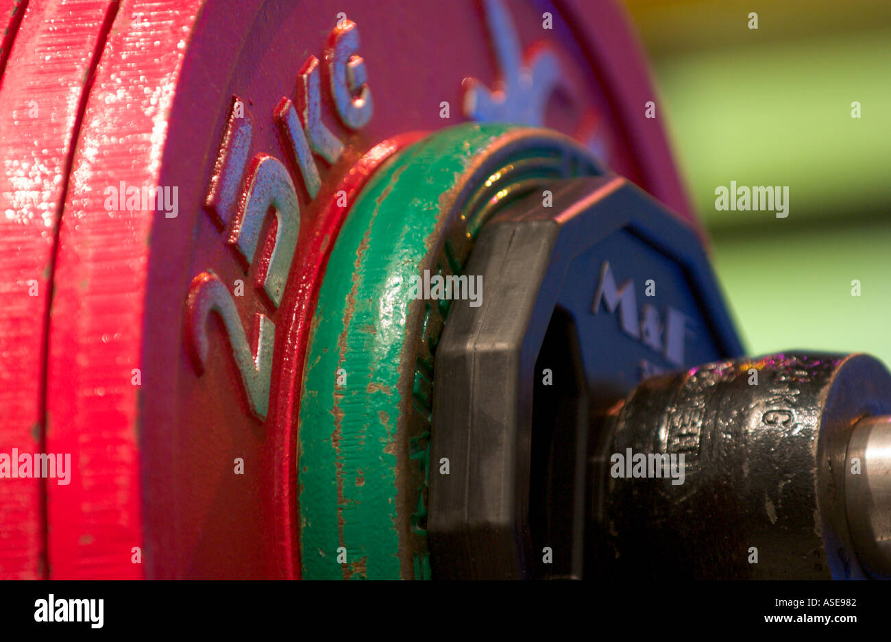 25 kilogram weight disc Stock Photo - Alamy