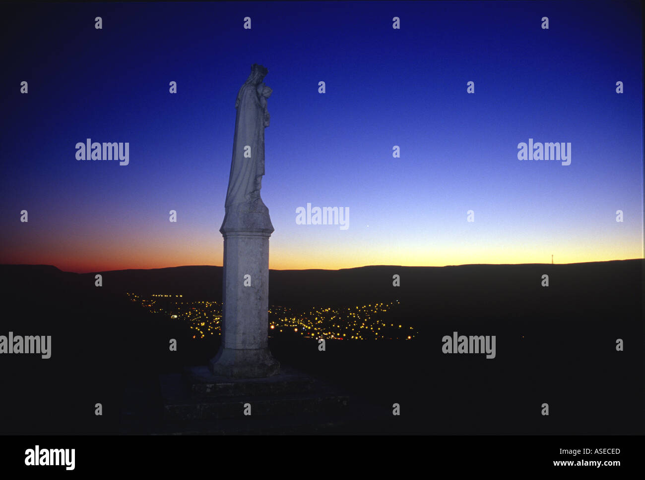 Our lady of penrhys statue hi-res stock photography and images - Alamy